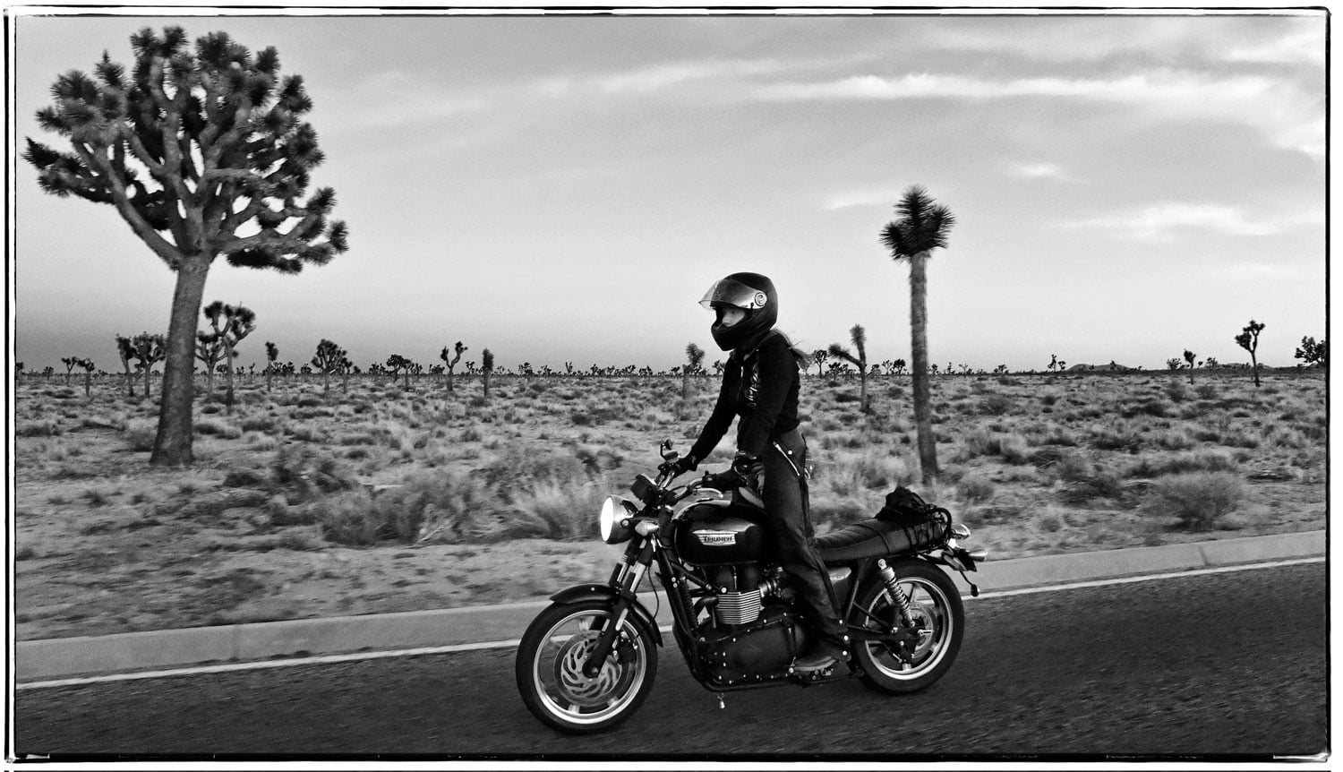 Straddle - BLACKRAPID